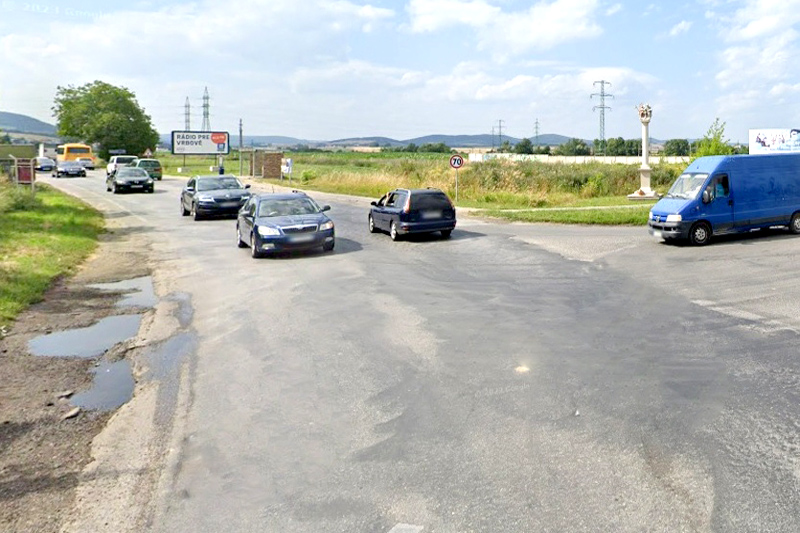 Kraj začína s rekonštrukciou cesty Vrbové – Trebatice, peniaze má z ...